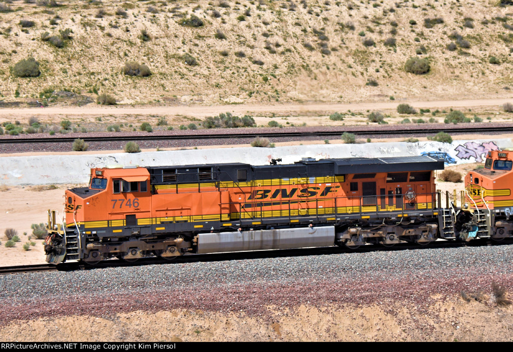 BNSF 7746
